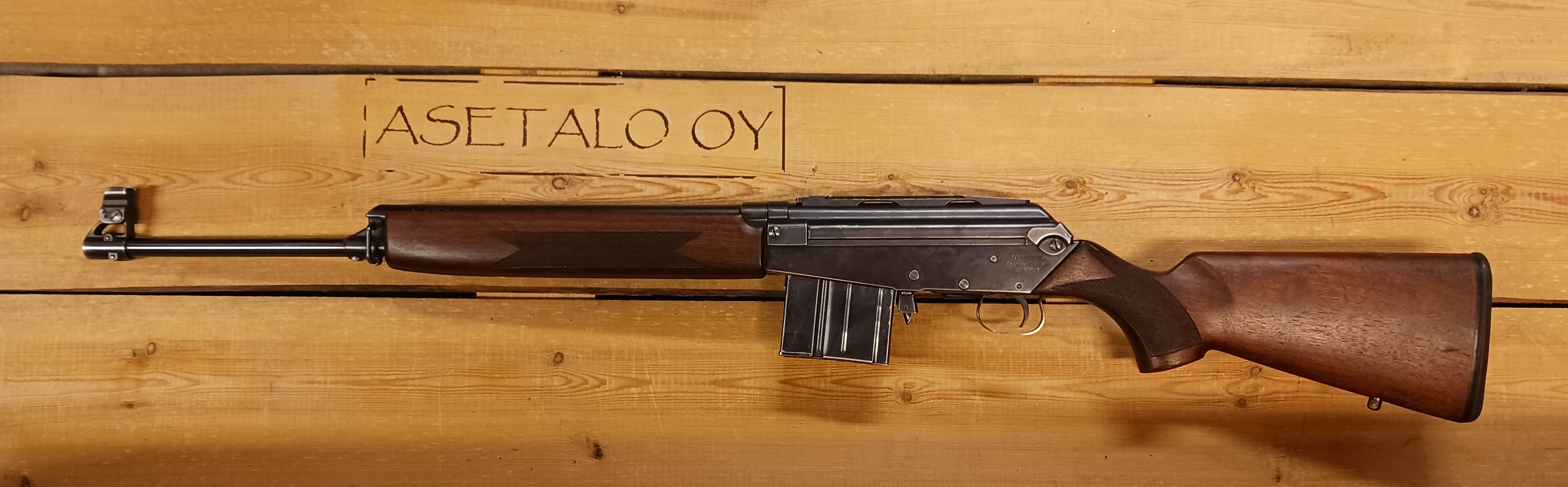 VALMET PETRA 30-06 KÄYT. PUOLIAUTOM, I SARJAA - Asetalo